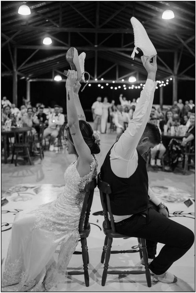 WHAT STYLE OF WEDDING DANCE