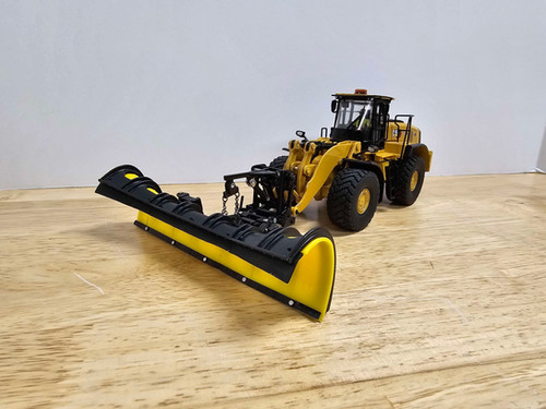 Custom CAT 982 XE Wheel Loader w/ Snow Plow | edsdiecastshed