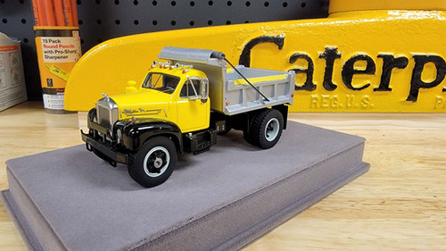 Custom Mack B-61 Single Axle Dump Truck | edsdiecastshed