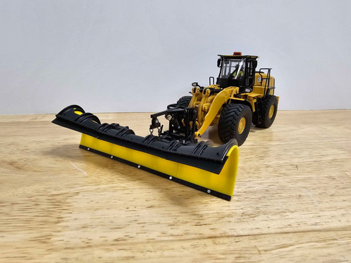 Custom CAT 980 Wheel Loader w/ Snow Plow | edsdiecastshed