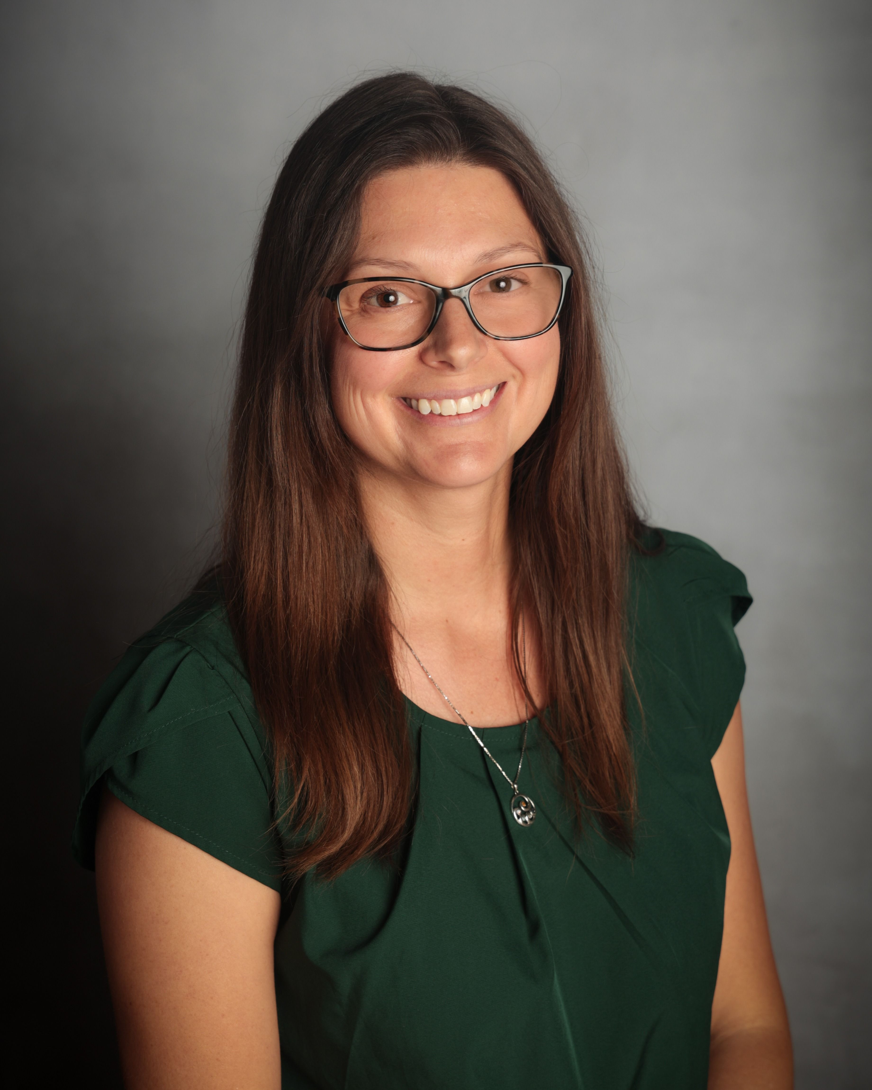 Mrs. Liz Janousek | St. Thomas More