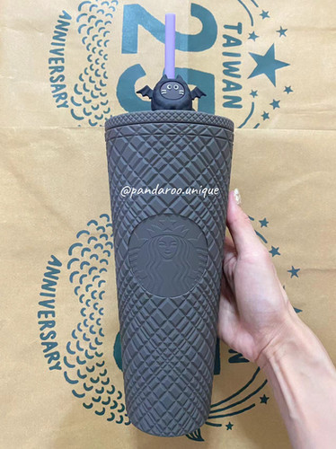 Taiwan Black / Dark Gray Jewel Cup with Topper | Pandaroo Unique