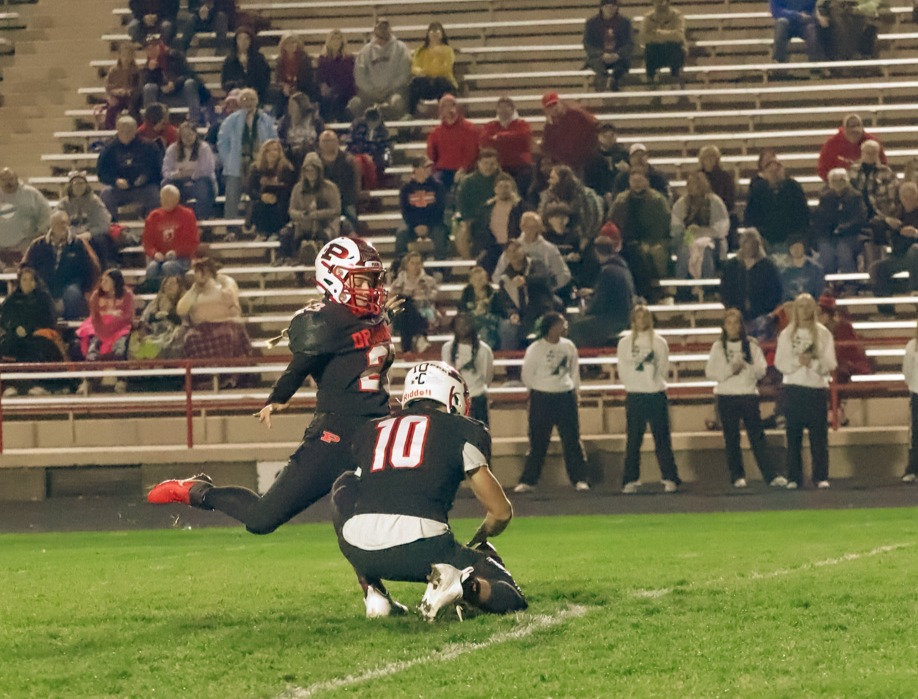 “Girls play football now”: Mylee Hansen set to make history, committing ...