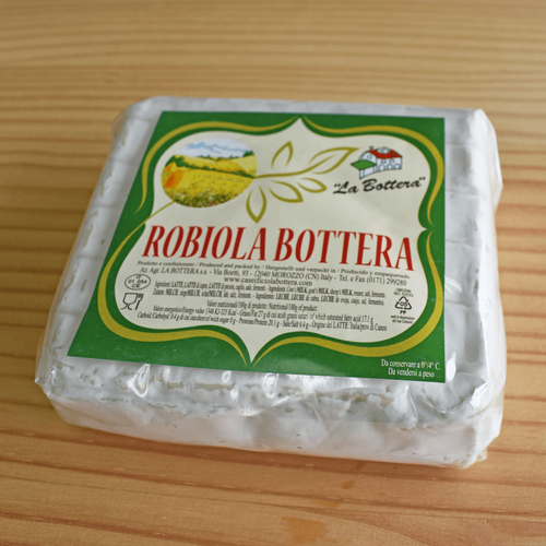 ロビオラ・ボッテラ Robiola Bottera ホール | Isolacara