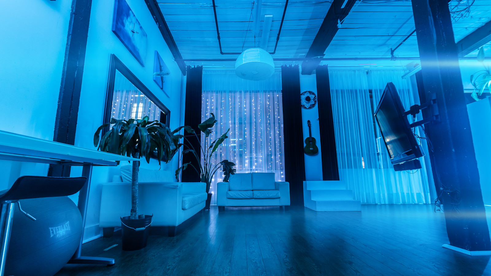 THAT Toronto Studio Photography Rental Space | Leslieville's Best!