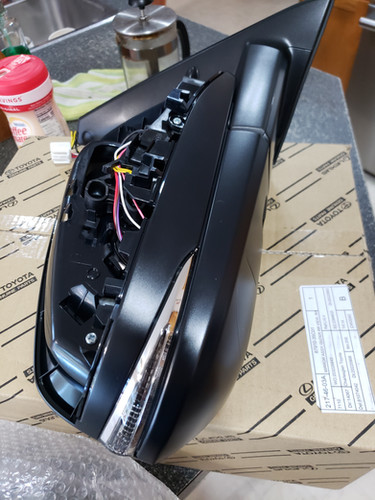 5th Gen 4Runner Passenger Side Mirror | Doekter Tuned