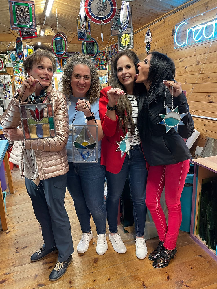 Robyn, Aimie, Heather & Holly