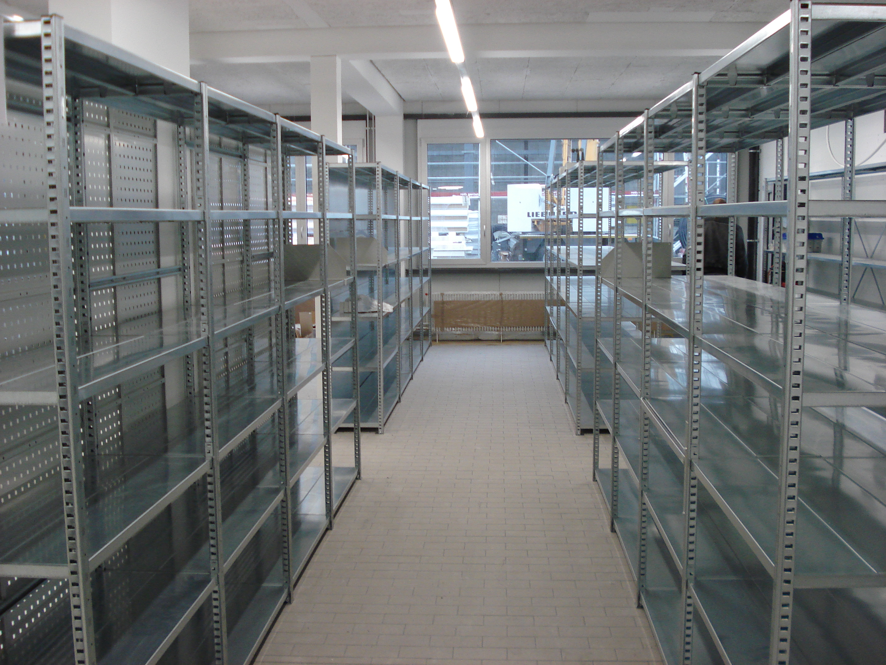 Fachbodenregale - Läderach Lagersysteme