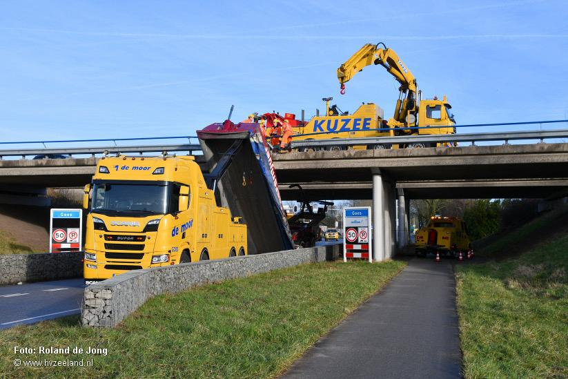 Kuzee neemt De Moor over