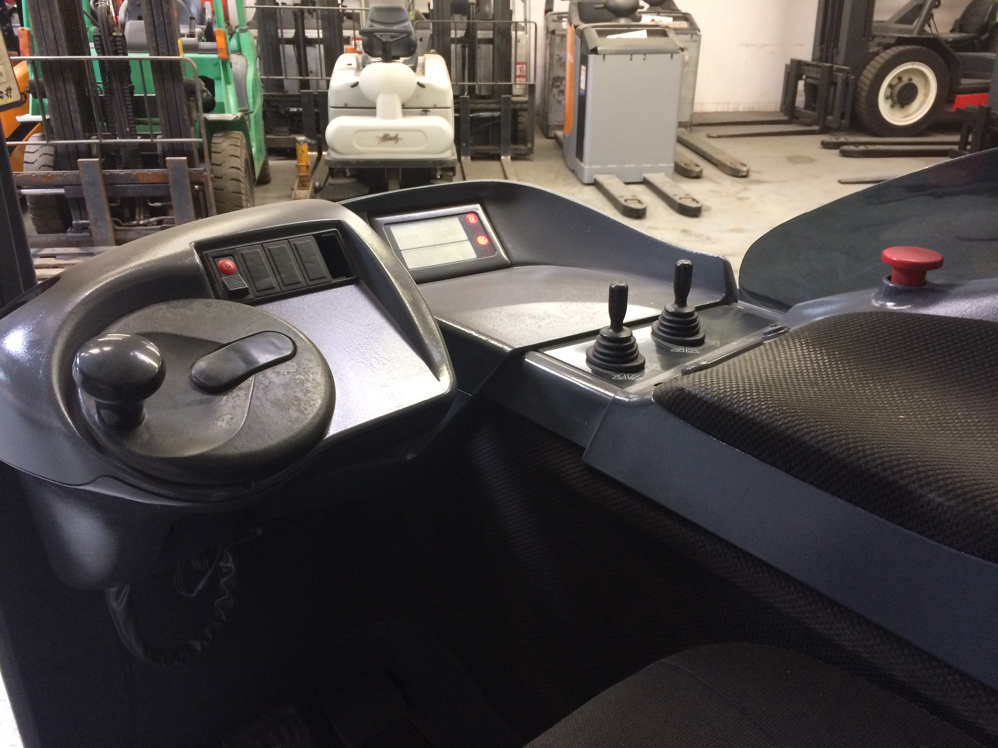 The Fork Truck Company UK Linde R20-03 Electric Reach Truck