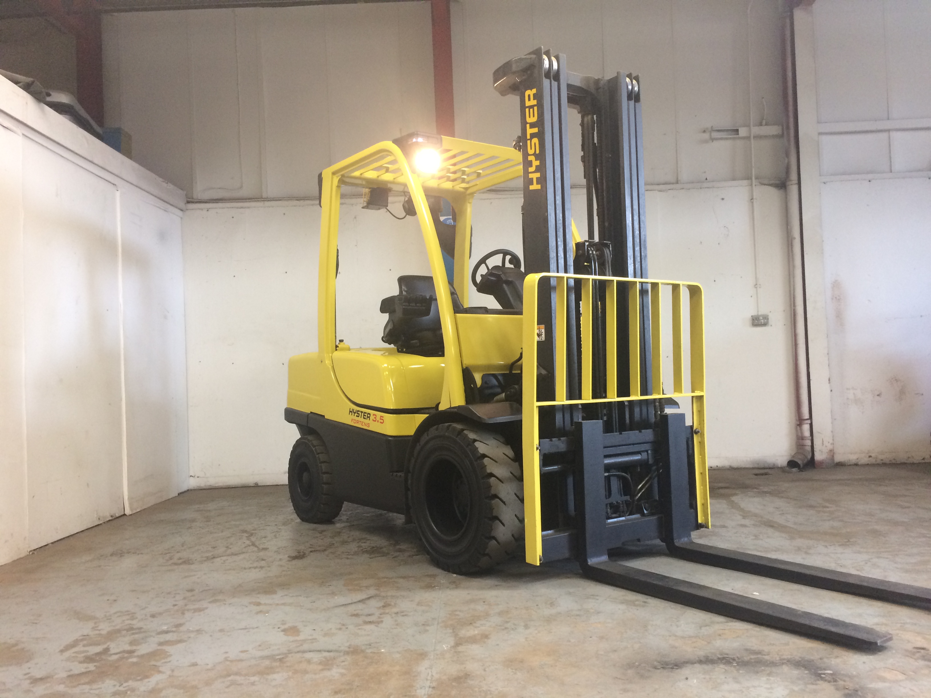 The Fork Truck Company UK Hyster H35FT Diesel Forklift