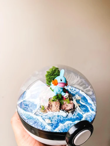 MUDKIP (Large 5.5inch) Pokeball Diorama Terrarium With String Lights ...