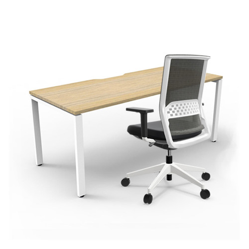 Harlow Straight Desk | Commercial Images