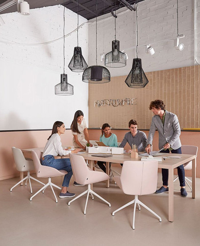 Actiu Noom Chair | Commercial Images