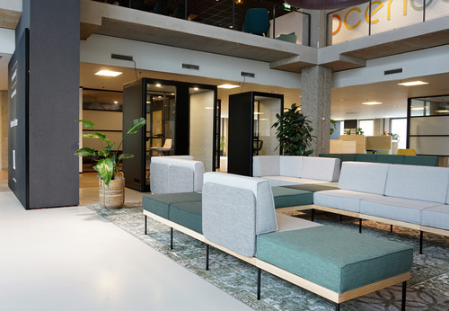 Workways 650 Modular Lounging | Commercial Images