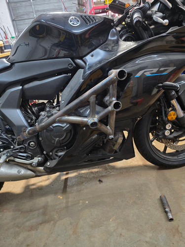 R7 CRASH CAGES | Fullmetalstuntparts