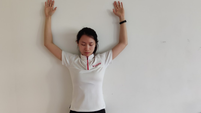 Why do my shoulder clicking?