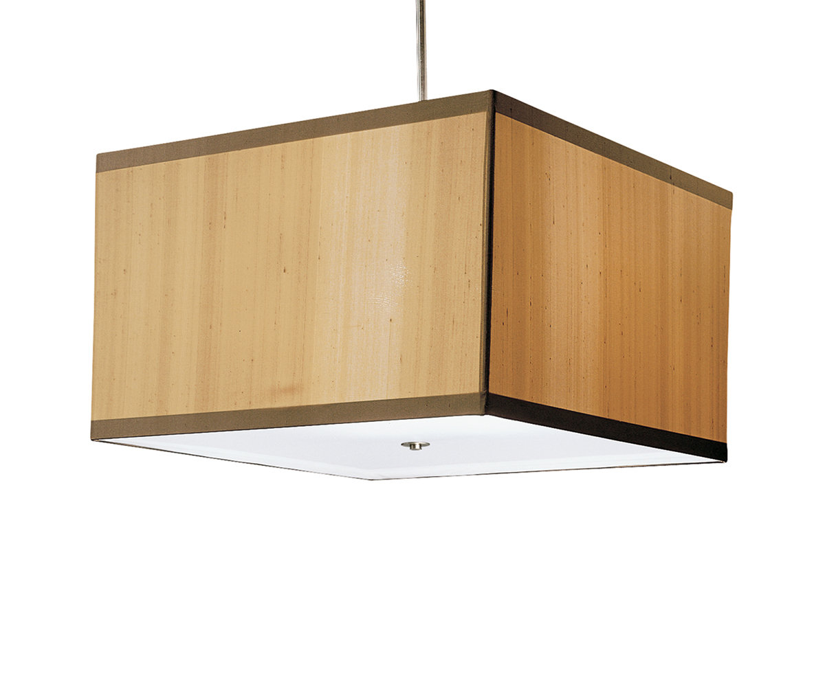 CLASSIQUE Square Pendant