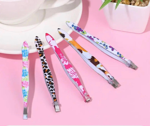 Pinza de ceja 1pcs | www.casafasionpy.com