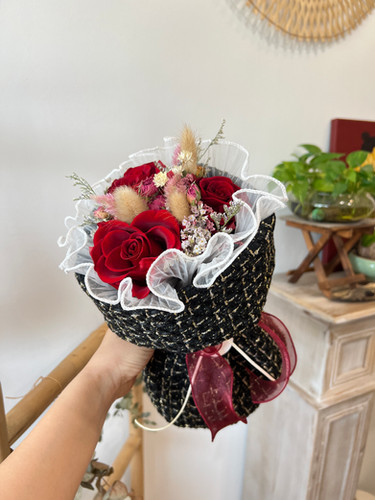 Cole Red Preserved Roses Bouquet | Luseary Flower