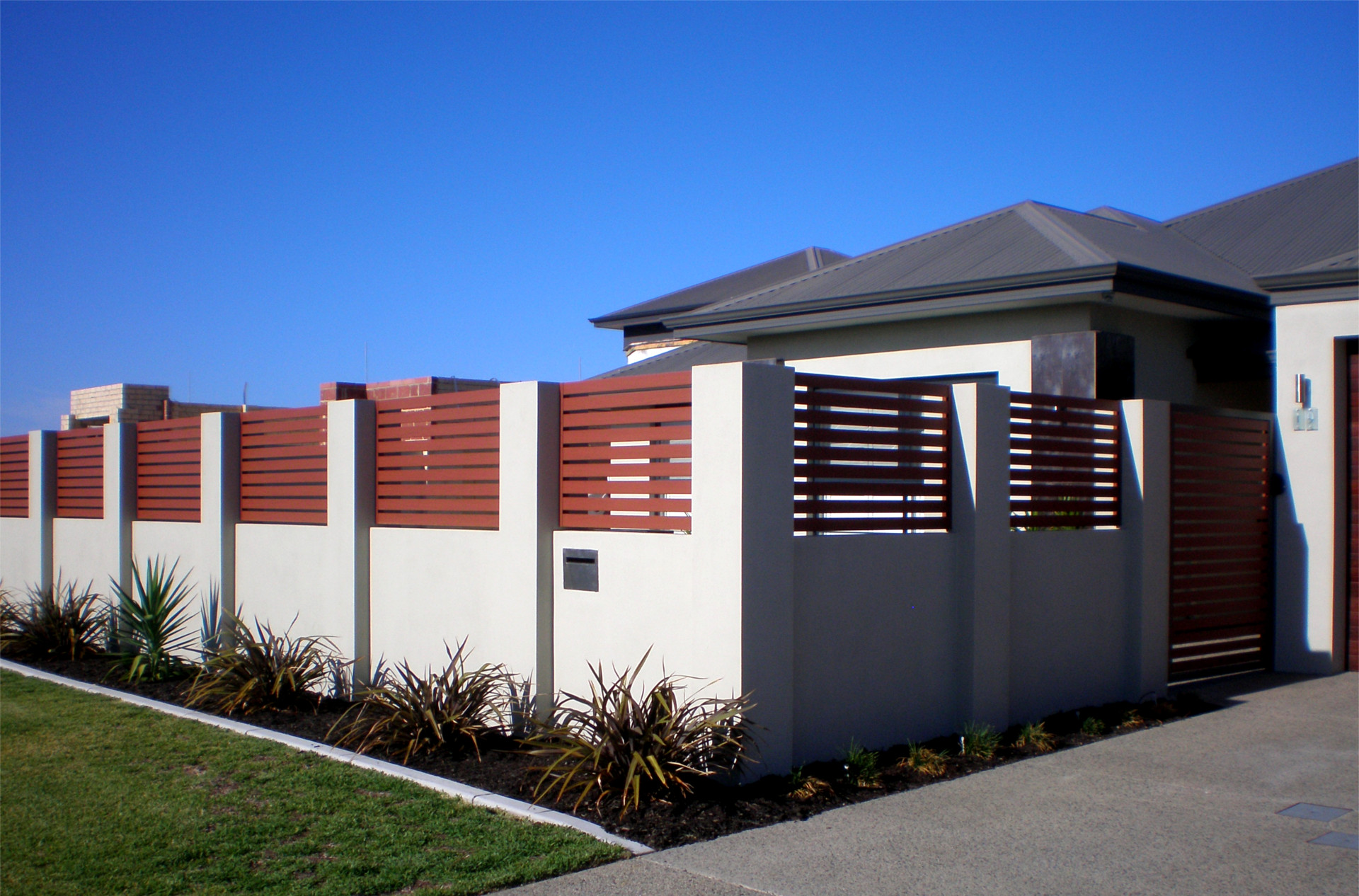 Gates, fences & screens | Outdoor Walls n Floors Mandurah