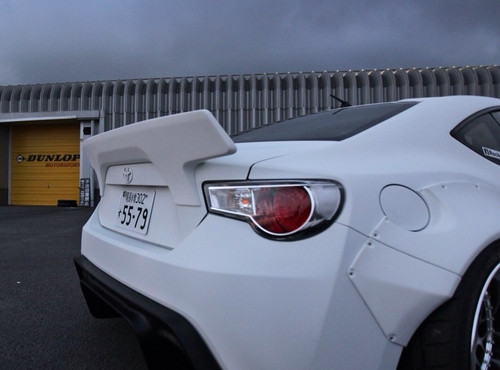 GT86/BRZ Rocket Bunny style ducktail V2 FRP | Legalstreetracing