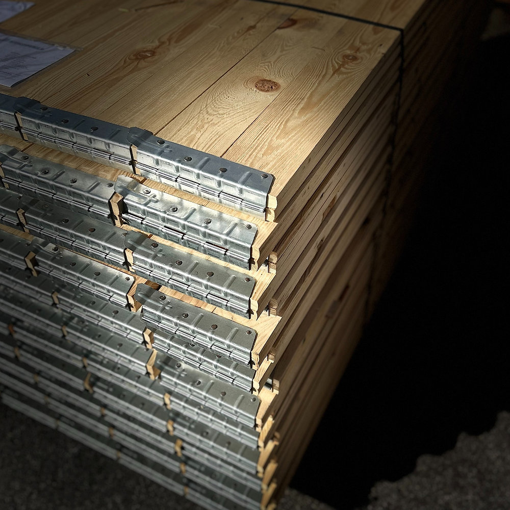 Pallet frames: advantages and how to use them