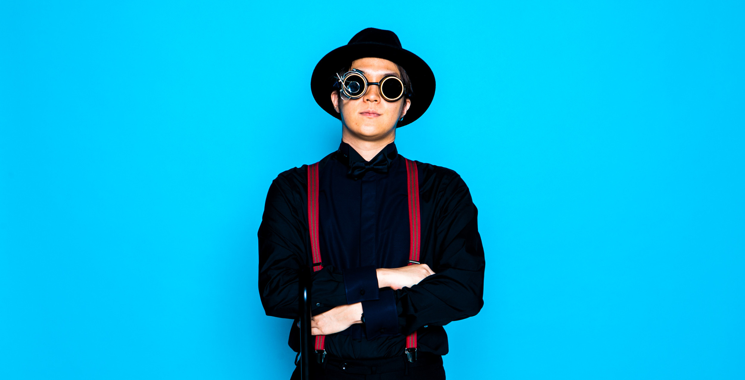 Dyes Iwasaki Official Website Music
