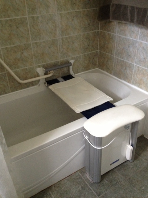 Molly Bather Bath Lift | Walk In Tubs Ottawa
