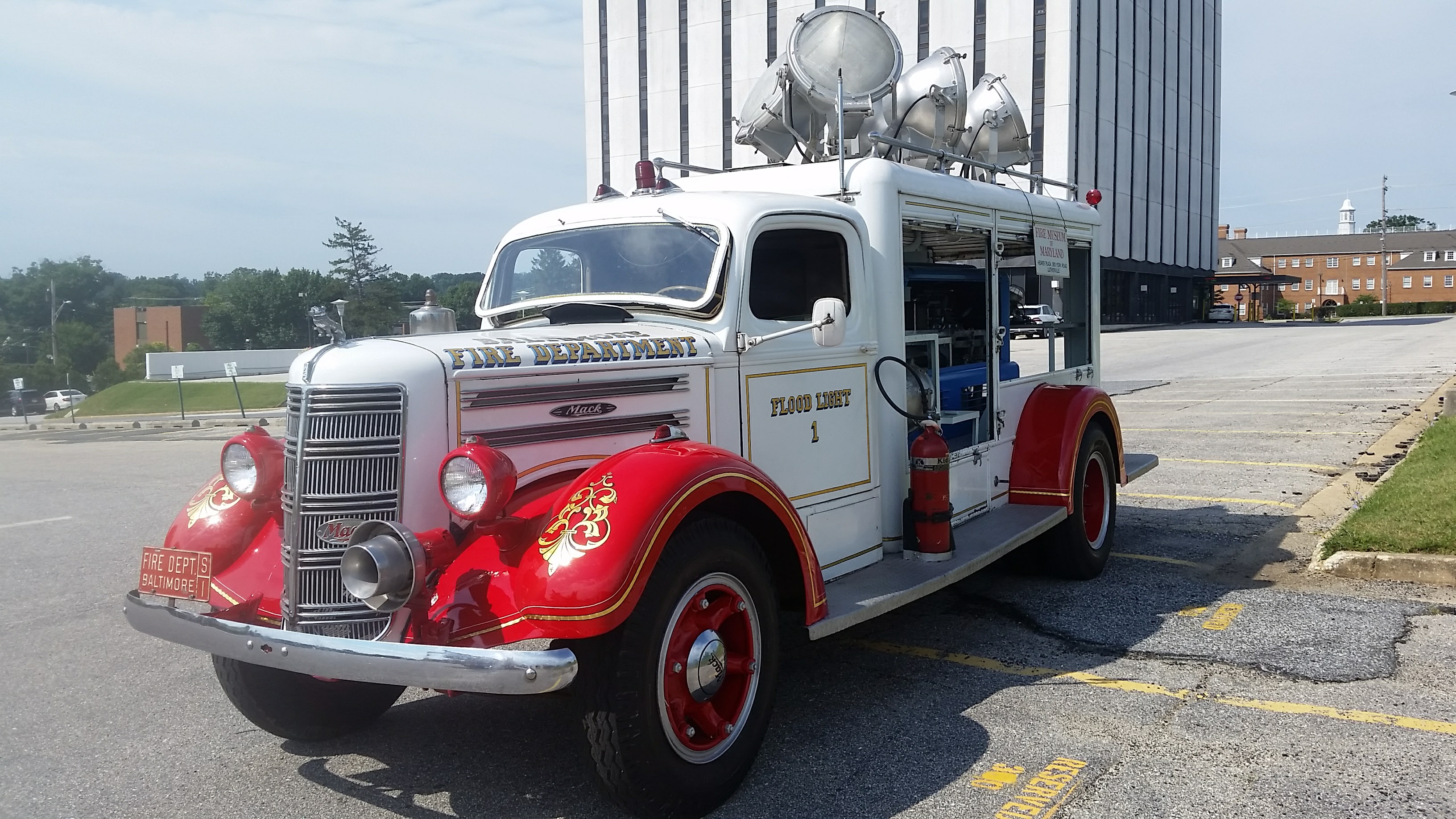 Fire Apparatus at the Fire Museum of Maryland, historic museum Lutherv