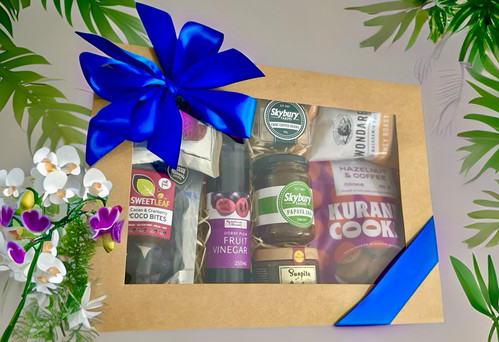 Coral Coast Collection | Tropical hamper | Tropical Tastes