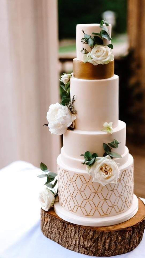 Gallery | High End Cake Design | Cake Design By Holly Miller