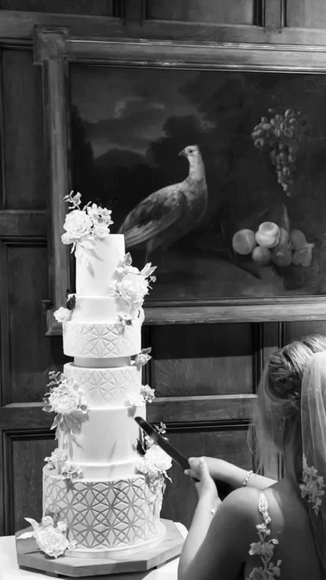 Gallery | High End Cake Design | Cake Design By Holly Miller
