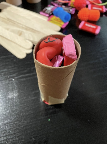 Make your own Fastelavn barrel!
