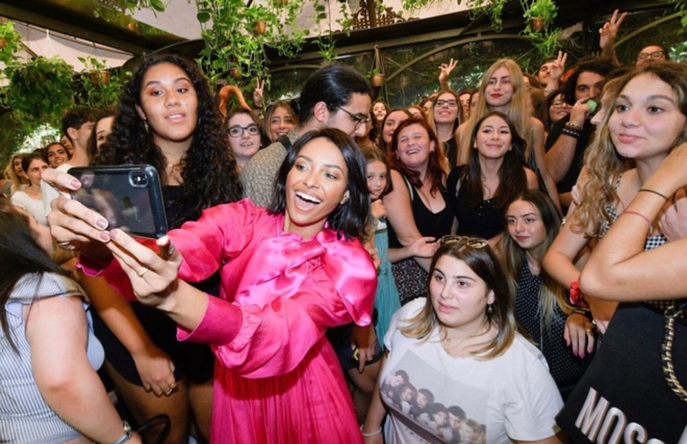 Fan Meet And Greet