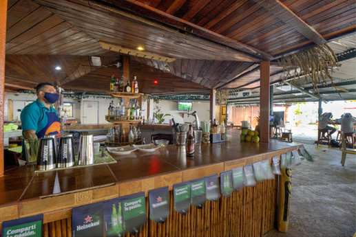 Hotel | Olas Beach Bar & Rooms | Sámara