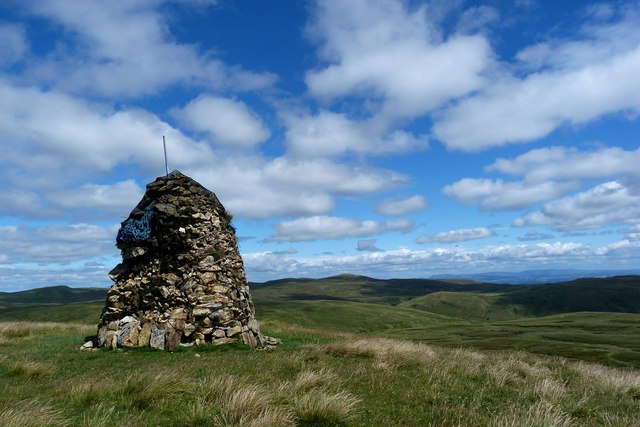On The Trail: What are Rock Cairns?