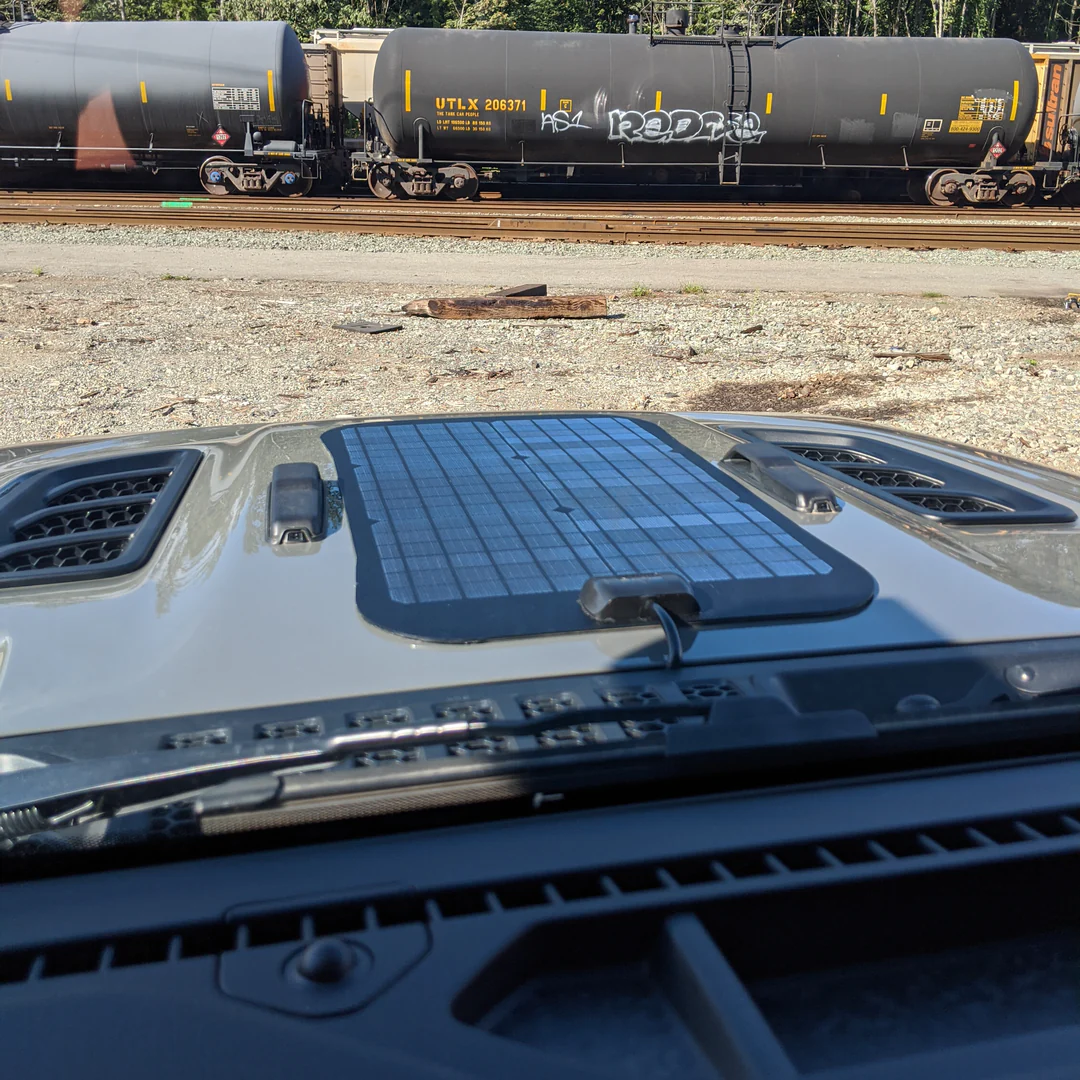 Jeep Rubicon Wrangler JL and Gladiator JT VSS System™ - 30 Watt Hood Solar Panel | 12° North ...