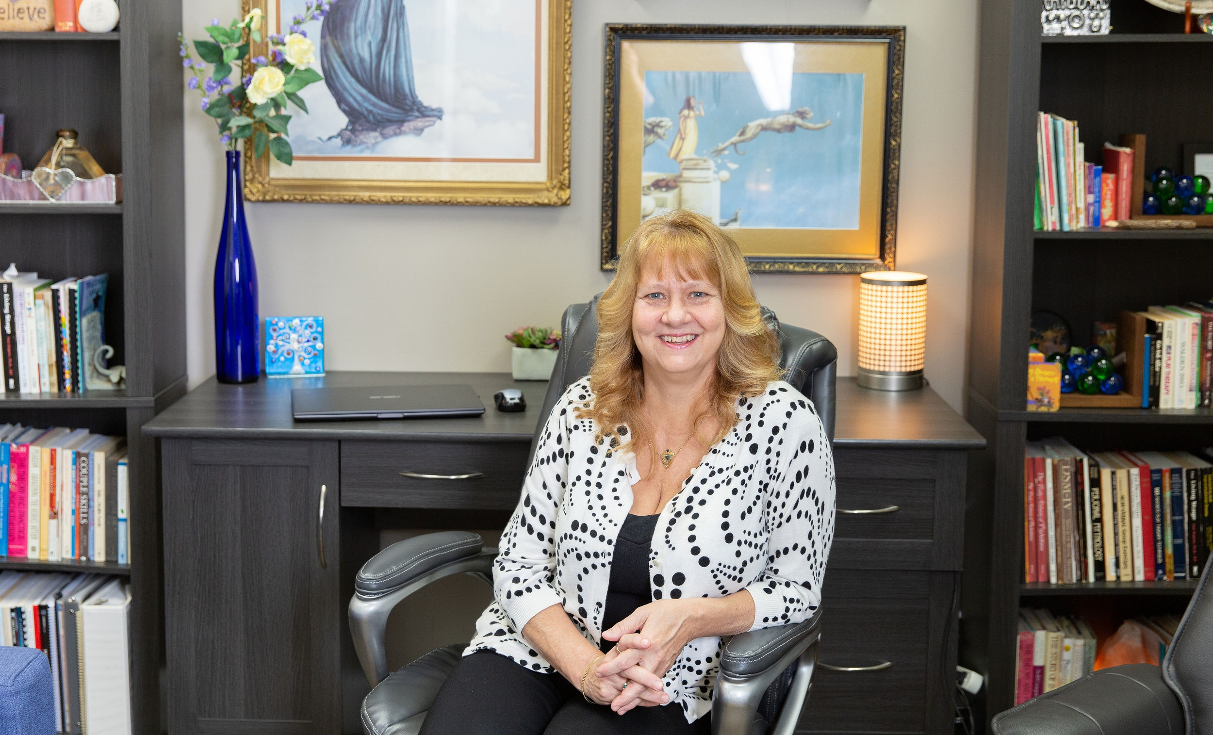 About Me | Journey Into Wellness & Julie Wells LCSW, CP, TEP