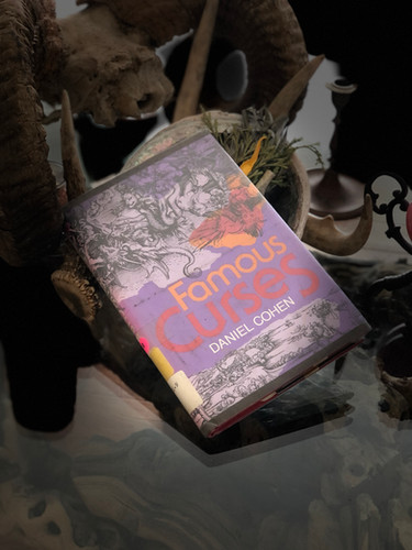 1979 FAMOUS CURSES | Altar Room