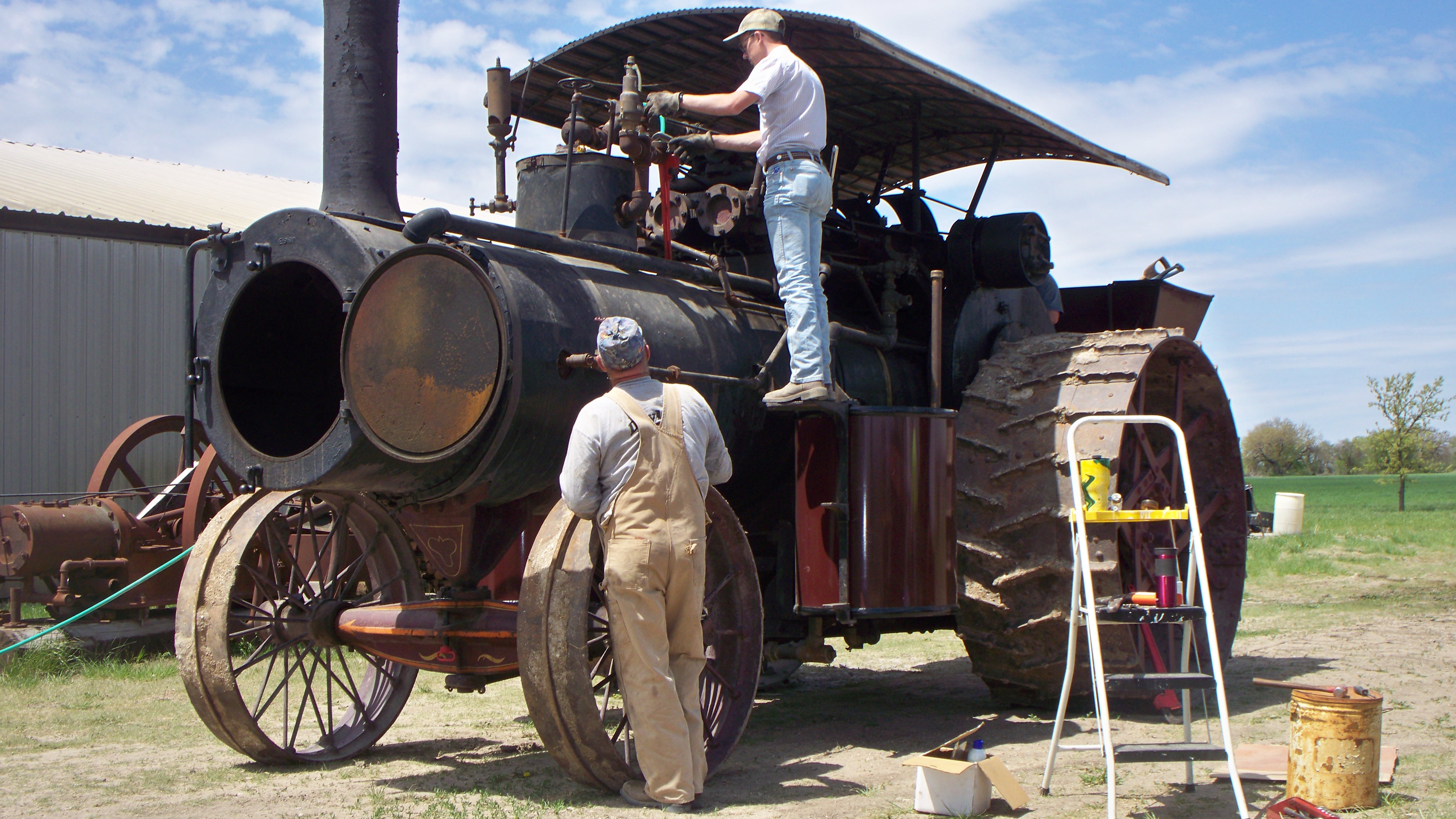 kaessa - antique steam engines