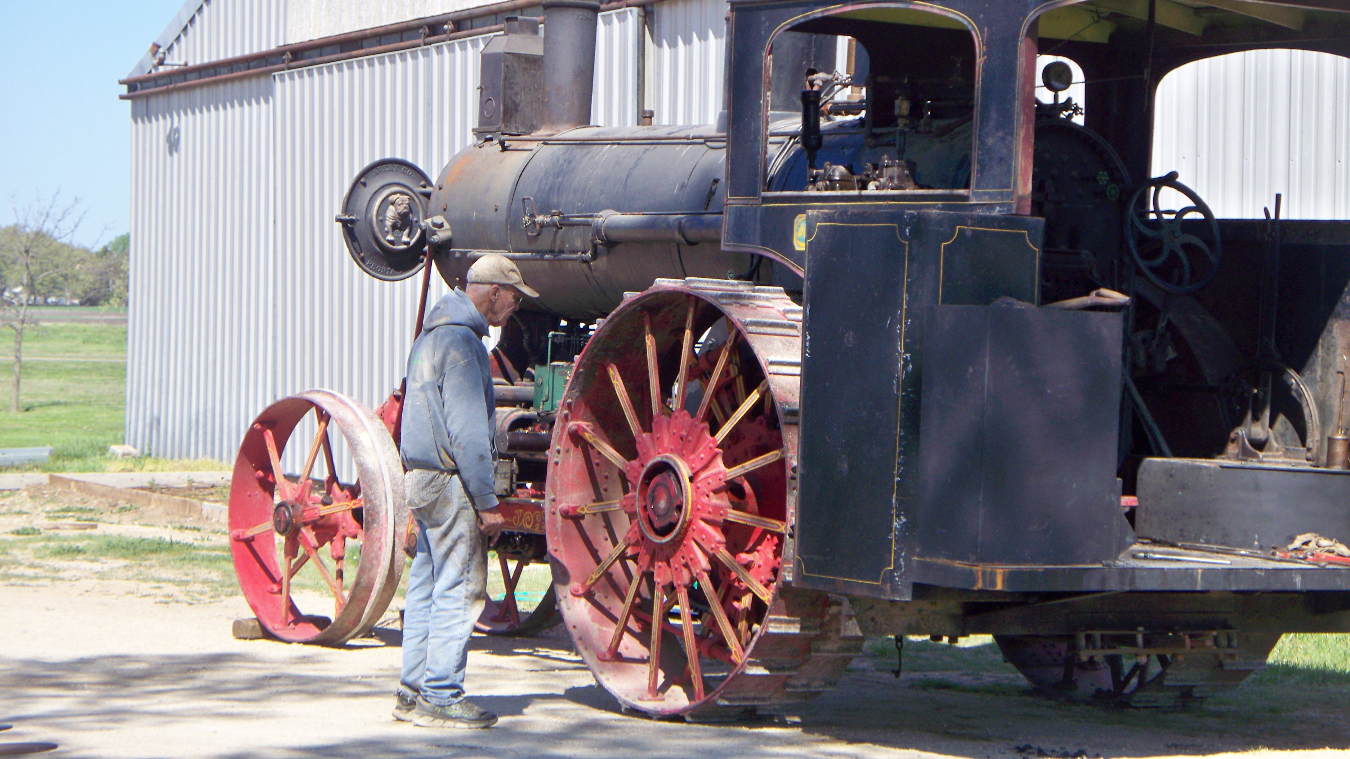 kaessa - antique steam engines