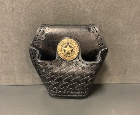 Bikini Cuff Holder Gold Concho 6010 | Texas Prison Museum