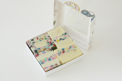 Floral Soap Gift Box – 4 soaps | One Leaf Soap