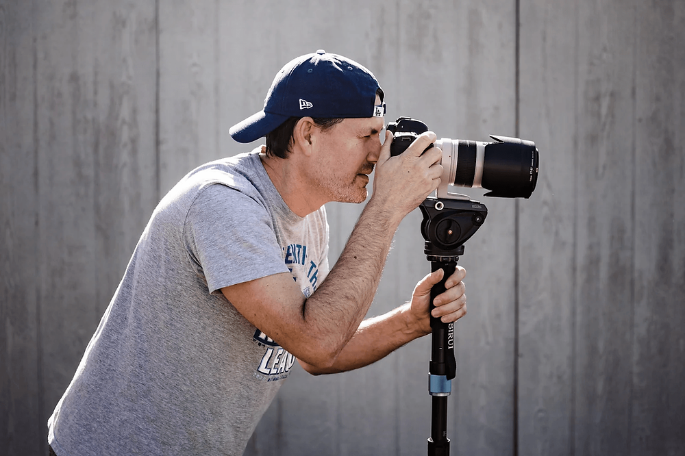 How to Use a Monopod for Photography and Videography (Step-by-Step Tips)