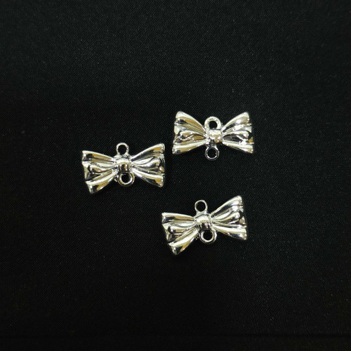 Silver bow connector charm | Svngshop