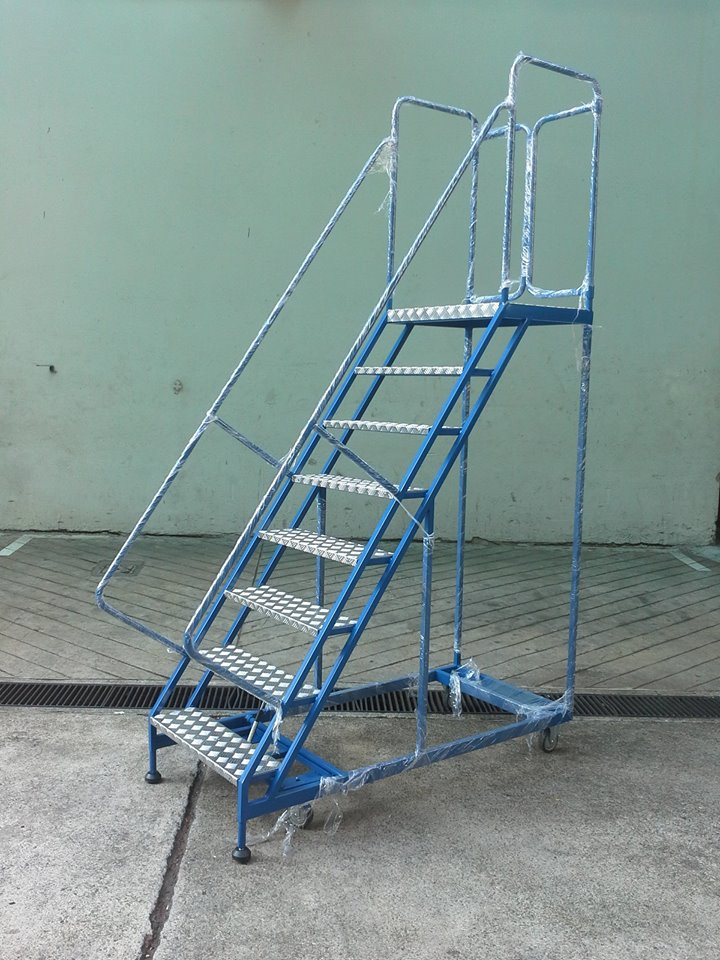 Safety/Rolling Ladders
