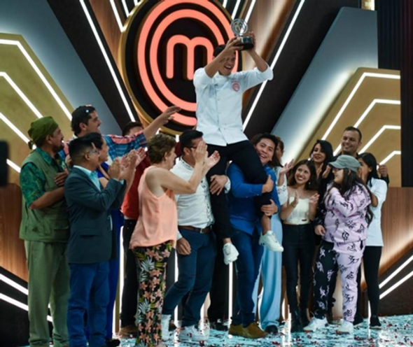 NICOLÁS GANADOR MASTERCHEF BOLIVIA