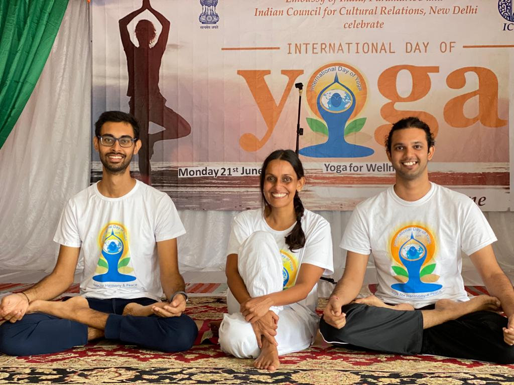 Sri Sri Yoga Regular