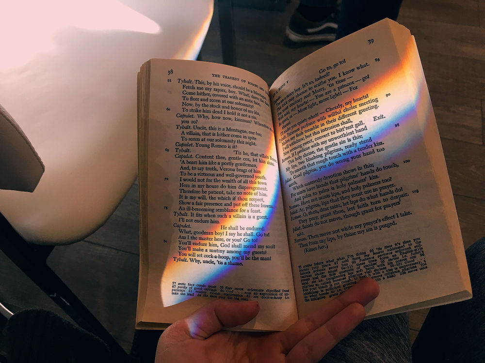 5 Reasons Books Are Better Than Movies 5-reasons-books-are-better-than-movies